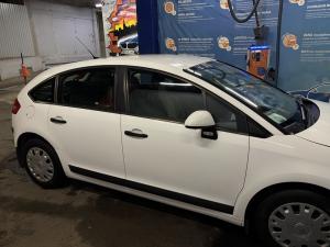 Balts Citroen C4 2008 Tallina, ar dzinēja tilpumu 0.00 L un nobraukumu 217 tūkst. km par 1200 €, foto 33 vietnē AUTOMOTO.COM.LV