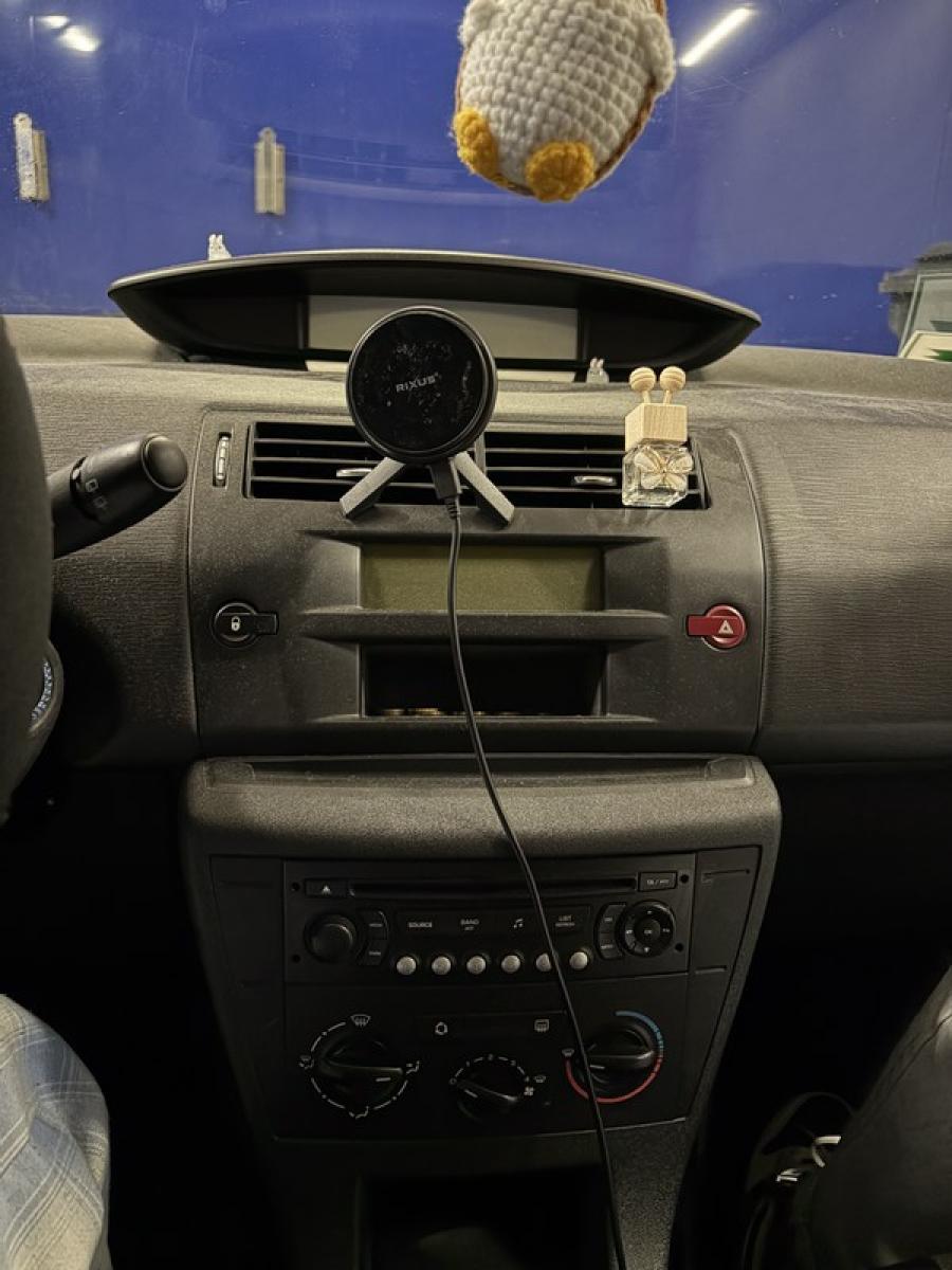 Balts Citroen C4 2008 Tallina, ar dzinēja tilpumu 0.00 L un nobraukumu 217 tūkst. km par 1200 €, foto 48 vietnē AUTOMOTO.COM.LV
