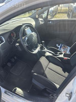 Balts Citroen C4 2011 Daugavpils, ar dzinēja tilpumu 1.60 L un nobraukumu 248 tūkst. km par 3250 €, foto 13 vietnē AUTOMOTO.COM.LV