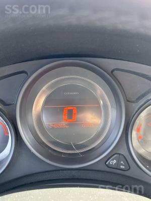 Balts Citroen C4 2011 Daugavpils, ar dzinēja tilpumu 1.60 L un nobraukumu 248 tūkst. km par 3250 €, foto 19 vietnē AUTOMOTO.COM.LV