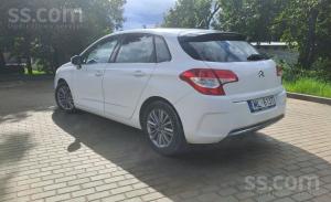 Balts Citroen C4 2011 Saldus, ar dzinēja tilpumu 1.60 L un nobraukumu 191 tūkst. km par 3150 €, foto 3 vietnē AUTOMOTO.COM.LV