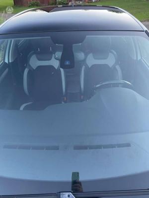 Balts Citroen C4 2012 Kauņa, ar dzinēja tilpumu 1.58 L un nobraukumu 224 tūkst. km par 3950 €, foto 19 vietnē AUTOMOTO.COM.LV