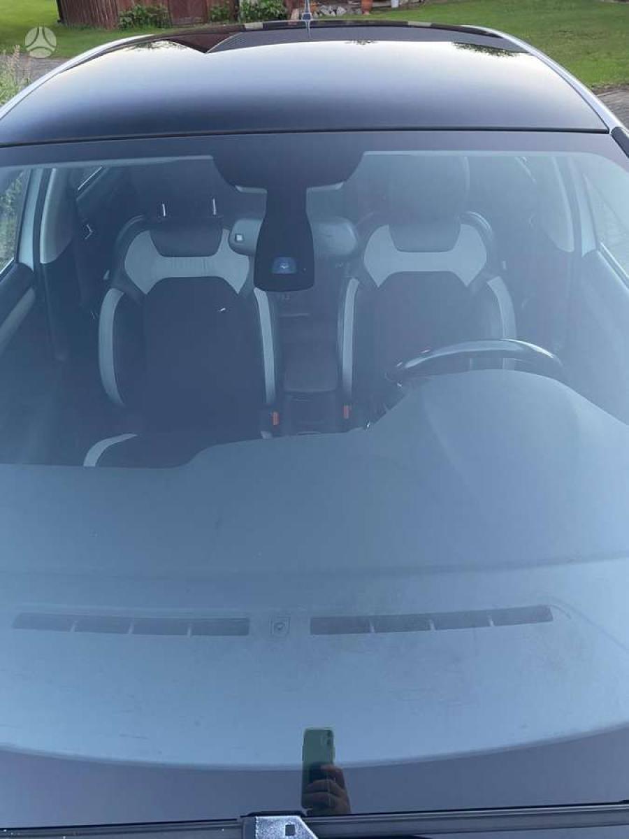 Balts Citroen C4 2012 Kauņa, ar dzinēja tilpumu 1.58 L un nobraukumu 224 tūkst. km par 3950 €, foto 19 vietnē AUTOMOTO.COM.LV