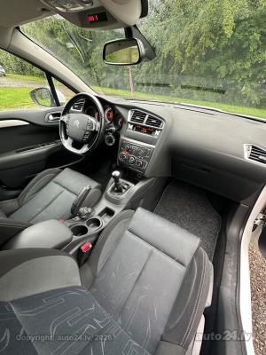 Balts Citroen C4 2012 Pērnava, ar dzinēja tilpumu 1.60 L un nobraukumu 178 tūkst. km par 2989 €, foto 13 vietnē AUTOMOTO.COM.LV