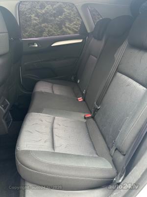 Balts Citroen C4 2012 Pērnava, ar dzinēja tilpumu 1.60 L un nobraukumu 178 tūkst. km par 2989 €, foto 14 vietnē AUTOMOTO.COM.LV