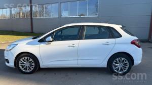 Balts Citroen C4 2013 Jelgava, ar dzinēja tilpumu 1.60 L un nobraukumu 315 tūkst. km par 3100 €, foto 4 vietnē AUTOMOTO.COM.LV
