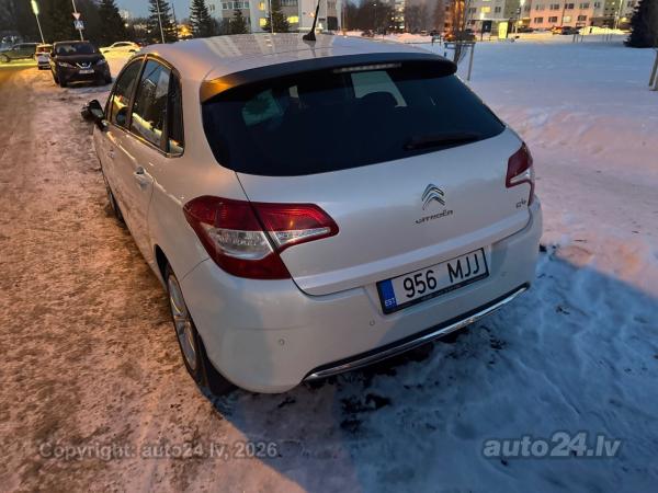 White Citroen C4 2014 in Tallinn, with an engine capacity of 1.60 L and mileage of 167 thousand km for 4150 €, photo 9 on AUTOMOTO.COM.LV