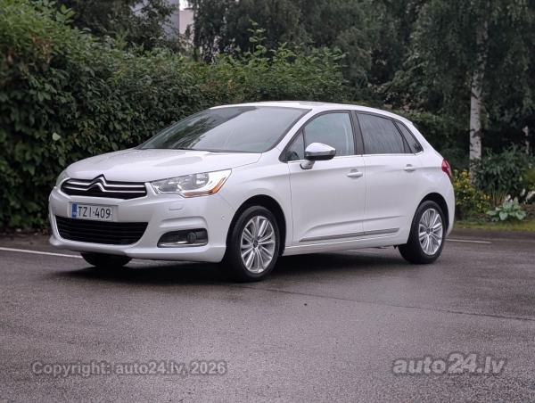 Balts Citroen C4 2014 Tallina, ar dzinēja tilpumu 1.60 L un nobraukumu 219 tūkst. km par 4490 €, foto 2 vietnē AUTOMOTO.COM.LV