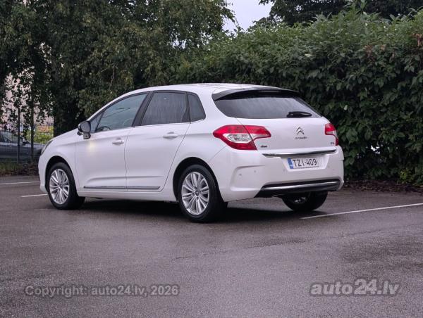 Balts Citroen C4 2014 Tallina, ar dzinēja tilpumu 1.60 L un nobraukumu 219 tūkst. km par 4490 €, foto 3 vietnē AUTOMOTO.COM.LV