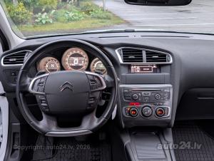 Белый Ситроен С4 2014 в Таллин, объемом двигателя 1.60 л и пробегом 219 тыс. км за 4490 €, фото 11 на AUTOMOTO.COM.LV