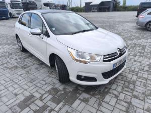 White Citroen C4 2014 in Taurage, with an engine capacity of 1.20 L and mileage of 122 thousand km for 3700 €, photo 4 on AUTOMOTO.COM.LV