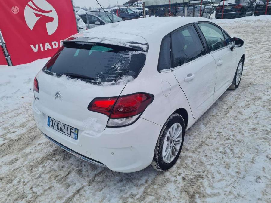 Balts Citroen C4 2015 Tauragė, ar dzinēja tilpumu 1.56 L un nobraukumu 212 tūkst. km par 3850 €, foto 7 vietnē AUTOMOTO.COM.LV