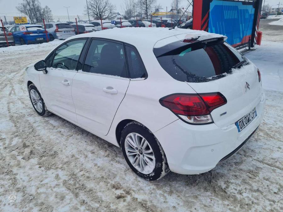 Balts Citroen C4 2015 Tauragė, ar dzinēja tilpumu 1.56 L un nobraukumu 212 tūkst. km par 3850 €, foto 10 vietnē AUTOMOTO.COM.LV