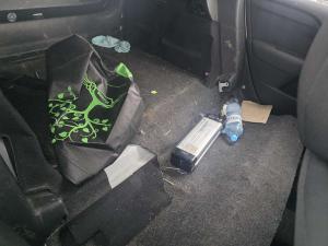 Balts Citroen C4 2015 Tauragė, ar dzinēja tilpumu 1.56 L un nobraukumu 320 tūkst. km par 2700 €, foto 7 vietnē AUTOMOTO.COM.LV