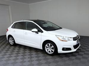 White Citroen C4 2015 in Tallinn, with an engine capacity of 1.60 L and mileage of 369 thousand km for 1999 €, photo  on AUTOMOTO.COM.LV