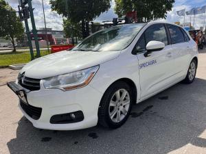 White Citroen C4 2015 in Panevezys, with an engine capacity of 1.56 L and mileage of 369 thousand km for 2800 €, photo  on AUTOMOTO.COM.LV