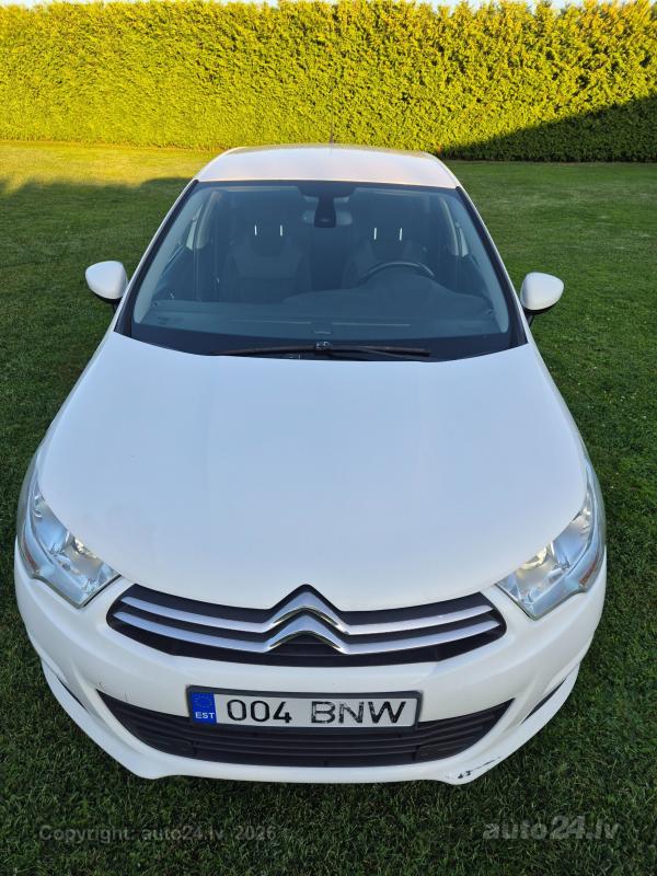White Citroen C4 2015 in Tallinn, with an engine capacity of 1.60 L and mileage of 189 thousand km for 2550 €, photo 1 on AUTOMOTO.COM.LV
