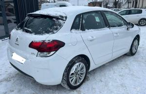 White Citroen C4 2016 in Taurage, with an engine capacity of 1.20 L and mileage of 156 thousand km for 3900 €, photo 5 on AUTOMOTO.COM.LV