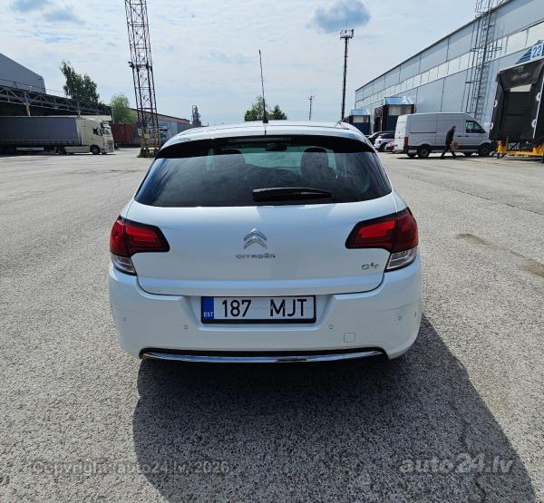 White Citroen C4 2016 in Tallinn, with an engine capacity of 1.20 L and mileage of 119 thousand km for 7000 €, photo 5 on AUTOMOTO.COM.LV