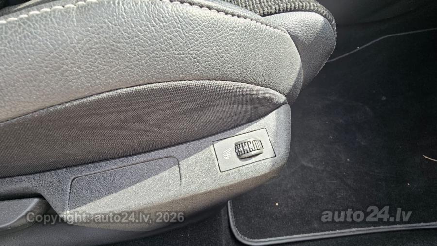 Balts Citroen C4 2016 Tallina, ar dzinēja tilpumu 1.20 L un nobraukumu 119 tūkst. km par 7000 €, foto 15 vietnē AUTOMOTO.COM.LV