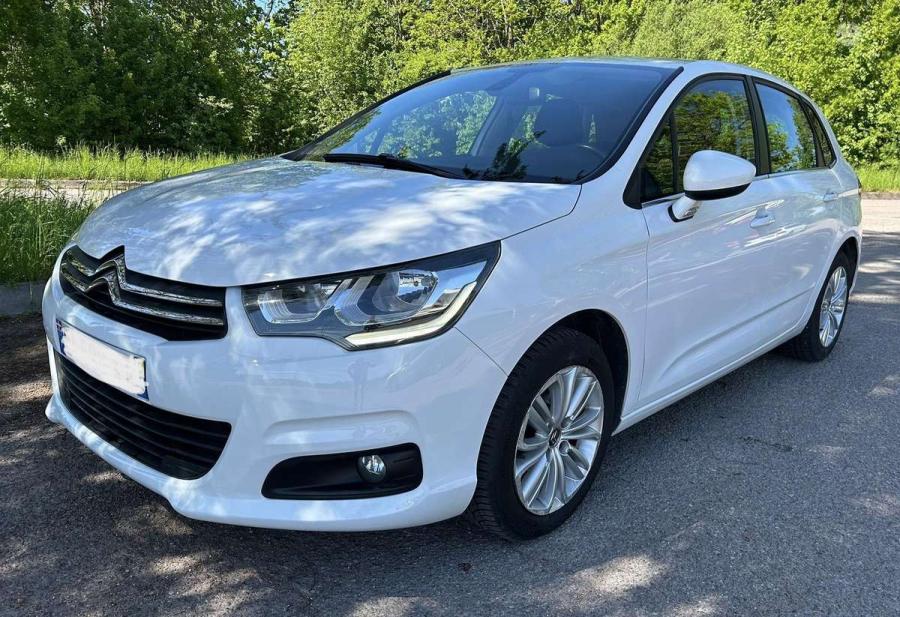 Balts Citroen C4 2016 Tauragė, ar dzinēja tilpumu 1.20 L un nobraukumu 165 tūkst. km par 3700 €, foto 6 vietnē AUTOMOTO.COM.LV