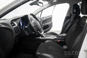 Balts Citroen C4 2016 Tallina, ar dzinēja tilpumu 1.20 L un nobraukumu 168 tūkst. km par 5499 €, foto 10 vietnē AUTOMOTO.COM.LV