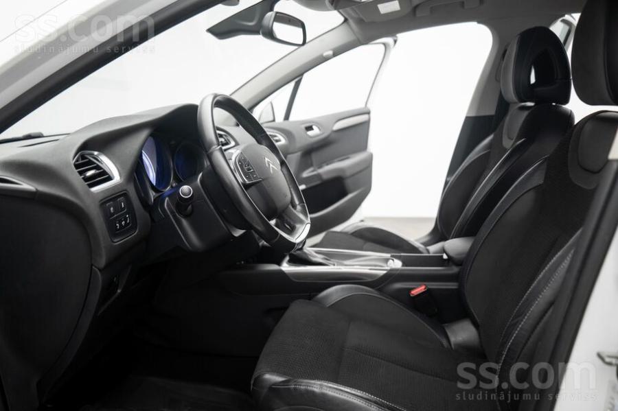 Balts Citroen C4 2016 Tallina, ar dzinēja tilpumu 1.20 L un nobraukumu 168 tūkst. km par 5499 €, foto 10 vietnē AUTOMOTO.COM.LV