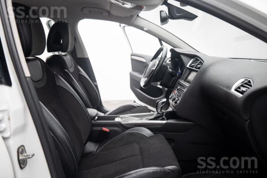 Balts Citroen C4 2016 Tallina, ar dzinēja tilpumu 1.20 L un nobraukumu 168 tūkst. km par 5499 €, foto 13 vietnē AUTOMOTO.COM.LV