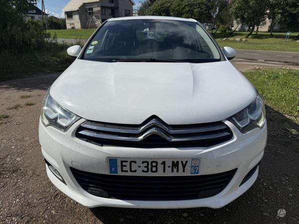 White Citroen C4 2016 in Taurage, with an engine capacity of 1.56 L and mileage of 209 thousand km for 5700 €, photo 11 on AUTOMOTO.COM.LV