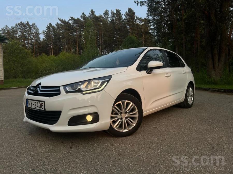 White Citroen C4 2017 in Daugavpils, with an engine capacity of 1.60 L and mileage of 253 thousand km for 6200 €, photo 10 on AUTOMOTO.COM.LV