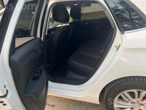 White Citroen C4 2017 in Daugavpils, with an engine capacity of 1.60 L and mileage of 253 thousand km for 6200 €, photo 12 on AUTOMOTO.COM.LV