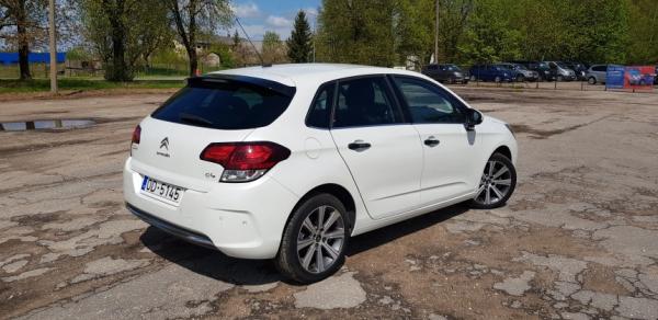 Balts Citroen C4 2017 Rīga, ar dzinēja tilpumu 1.20 L un nobraukumu 95 tūkst. km par 7500 €, foto 7 vietnē AUTOMOTO.COM.LV