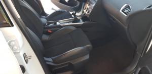 White Citroen C4 2017 in Riga, with an engine capacity of 1.20 L and mileage of 95 thousand km for 7500 €, photo 10 on AUTOMOTO.COM.LV