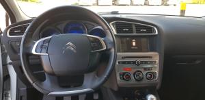 White Citroen C4 2017 in Riga, with an engine capacity of 1.20 L and mileage of 95 thousand km for 7500 €, photo 12 on AUTOMOTO.COM.LV