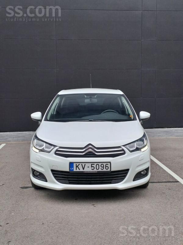 Balts Citroen C4 2017 Ogre, ar dzinēja tilpumu 1.20 L un nobraukumu 88 tūkst. km par 6200 €, foto 3 vietnē AUTOMOTO.COM.LV