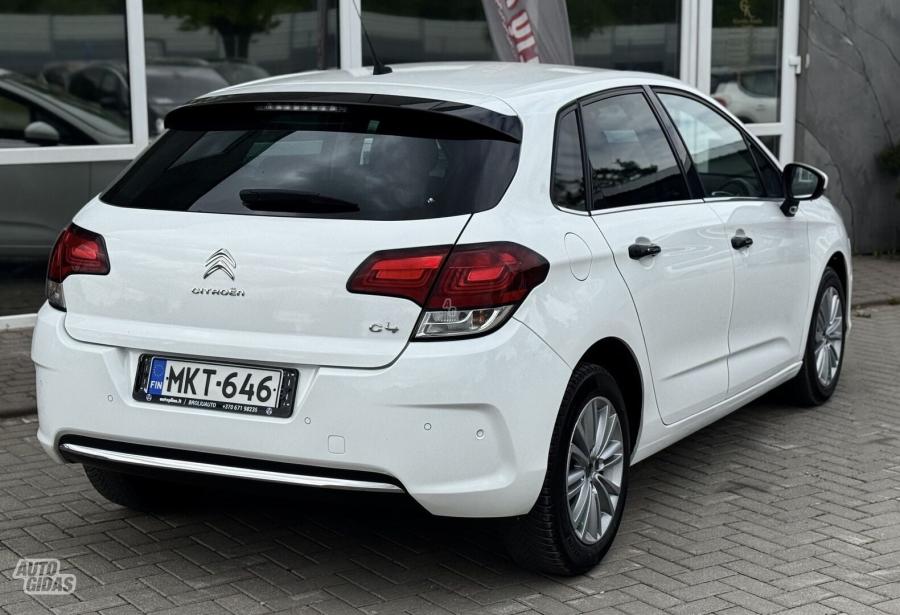 Balts Citroen C4 2018 Radviliškis, ar dzinēja tilpumu 1.20 L un nobraukumu 198 tūkst. km par 6250 €, foto 12 vietnē AUTOMOTO.COM.LV
