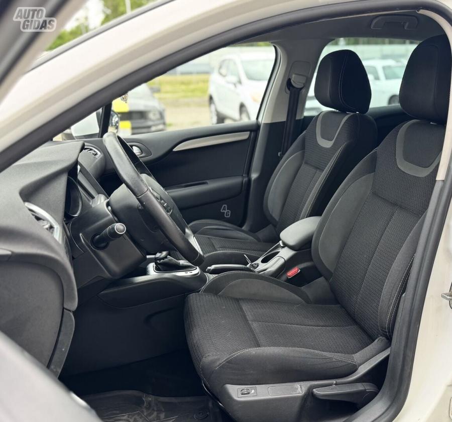 Balts Citroen C4 2018 Radviliškis, ar dzinēja tilpumu 1.20 L un nobraukumu 198 tūkst. km par 6250 €, foto 19 vietnē AUTOMOTO.COM.LV