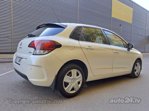 White Citroen C4 2018 in Tallinn, with an engine capacity of 1.60 L and mileage of 158 thousand km for 6500 €, photo 6 on AUTOMOTO.COM.LV