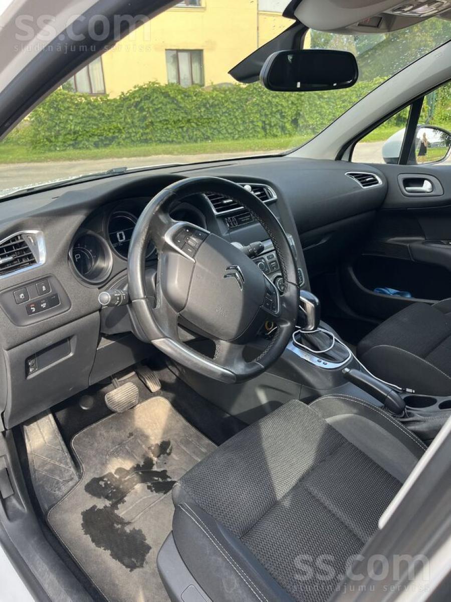 Balts Citroen C4 2018 Ogre, ar dzinēja tilpumu 1.60 L un nobraukumu 201 tūkst. km par 8150 €, foto 6 vietnē AUTOMOTO.COM.LV