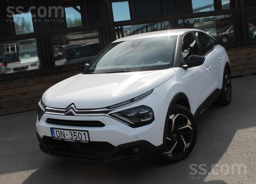 White Citroen C4 2021 in Riga, with an engine capacity of 1.50 L and mileage of 0 thousand km for 11990 €, photo 1 on AUTOMOTO.COM.LV