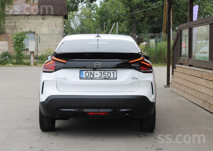 White Citroen C4 2021 in Riga, with an engine capacity of 1.50 L and mileage of 0 thousand km for 12800 €, photo 7 on AUTOMOTO.COM.LV