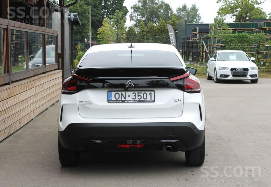 White Citroen C4 2021 in Riga, with an engine capacity of 1.50 L and mileage of 0 thousand km for 12800 €, photo 8 on AUTOMOTO.COM.LV