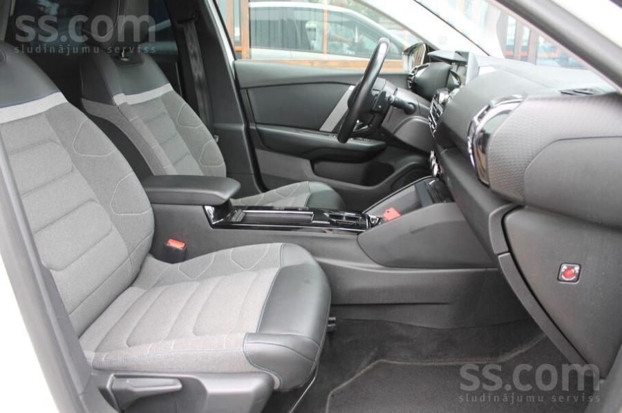 White Citroen C4 2021 in Riga, with an engine capacity of 1.50 L and mileage of 0 thousand km for 12800 €, photo 13 on AUTOMOTO.COM.LV