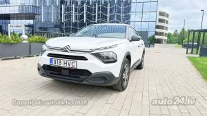 Balts Citroen C4 2021 Tallina, ar dzinēja tilpumu 1.50 L un nobraukumu 127 tūkst. km par 7900 €, foto 14 vietnē AUTOMOTO.COM.LV