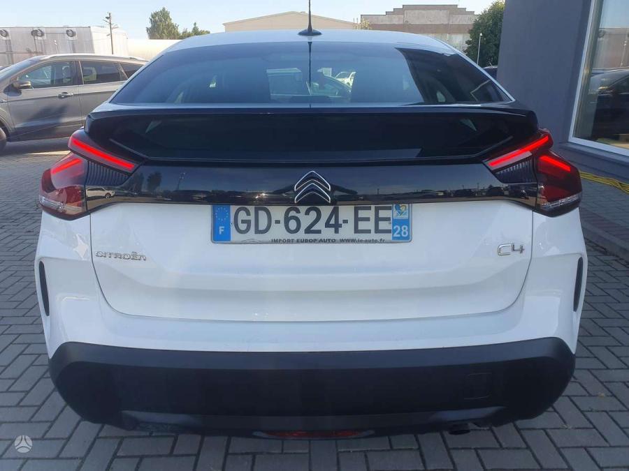 White Citroen C4 2021 in Taurage, with an engine capacity of 1.50 L and mileage of 297 thousand km for 8350 €, photo 9 on AUTOMOTO.COM.LV