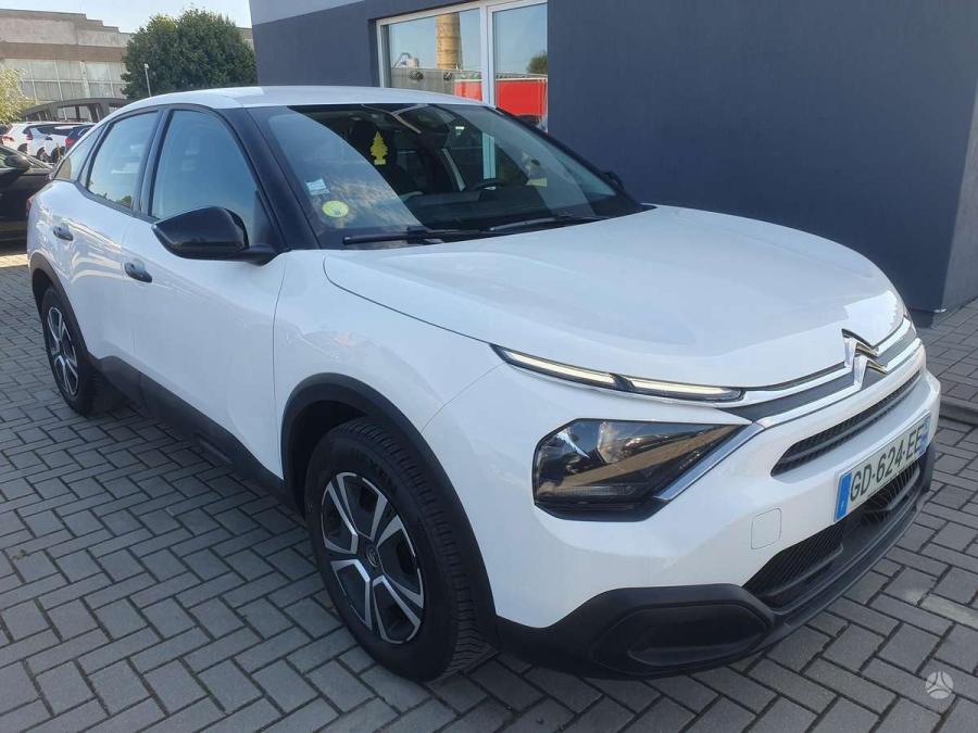 White Citroen C4 2021 in Taurage, with an engine capacity of 1.50 L and mileage of 297 thousand km for 8350 €, photo 12 on AUTOMOTO.COM.LV