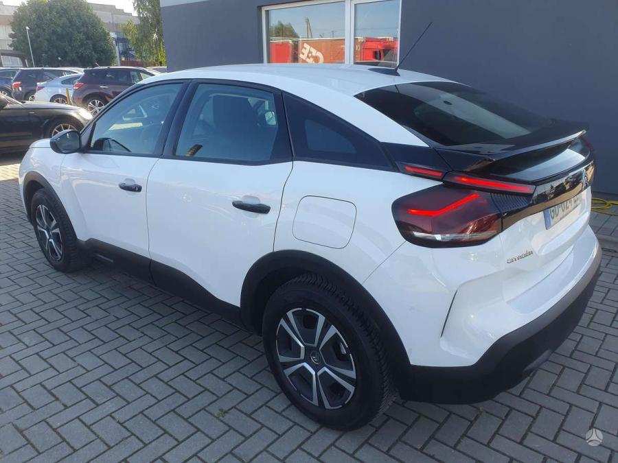White Citroen C4 2021 in Taurage, with an engine capacity of 1.50 L and mileage of 297 thousand km for 8350 €, photo 13 on AUTOMOTO.COM.LV