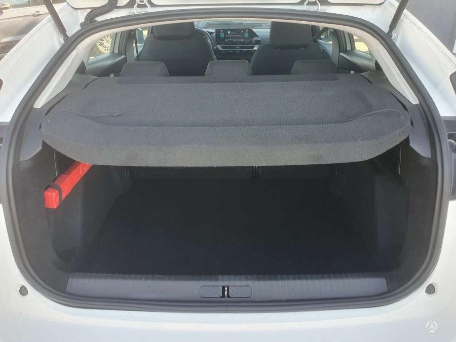 White Citroen C4 2021 in Taurage, with an engine capacity of 1.50 L and mileage of 297 thousand km for 8350 €, photo 17 on AUTOMOTO.COM.LV