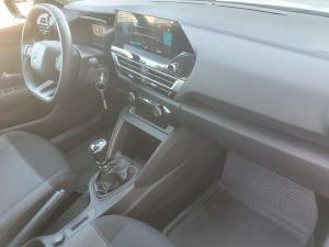 White Citroen C4 2021 in Taurage, with an engine capacity of 1.50 L and mileage of 297 thousand km for 8350 €, photo 25 on AUTOMOTO.COM.LV