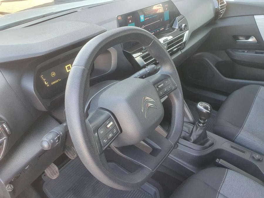 White Citroen C4 2021 in Taurage, with an engine capacity of 1.50 L and mileage of 297 thousand km for 8350 €, photo 32 on AUTOMOTO.COM.LV